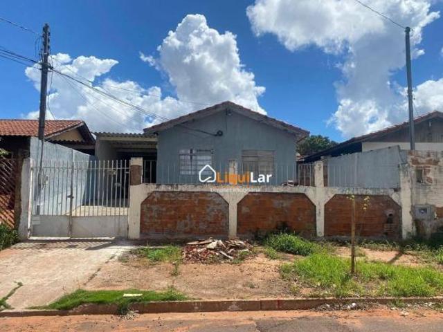 Oportunidade! Casa Ampla com Suíte + Estrutura nos Fundos no Parque dos Novos Estados
