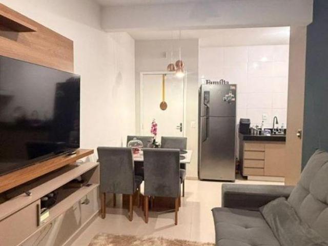 OPORTUNIDADE! Casa Ampla em Excelente Localização em Pedro leopoldo