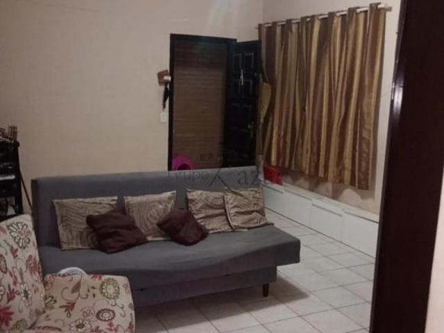 Oportunidade Casa Bosque do Eucaliptos 3 Dormitórios 250m²