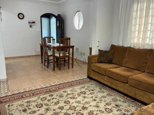 Oportunidade Casa Bosque dos Eucaliptos 5 Dormitórios 276m²