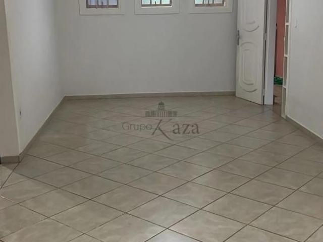 Oportunidade Casa Bosque dos Eucaliptos 5 Dormitórios 286m² Estuda Permuta