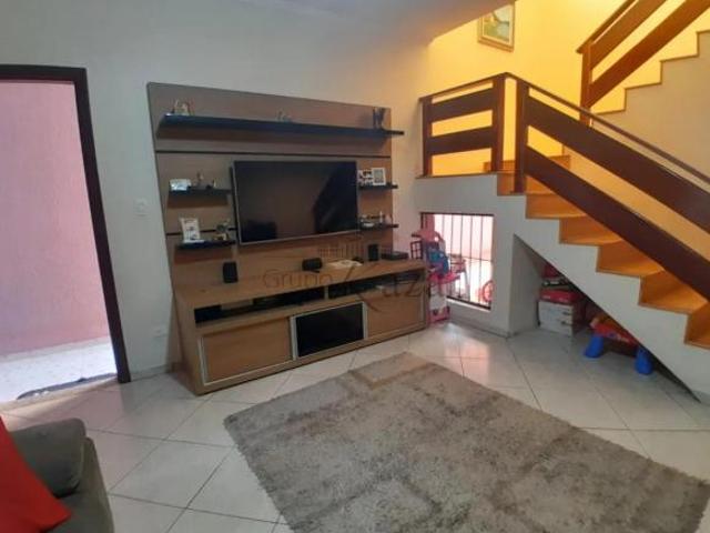 Oportunidade Casa Bosque dos Ipês 3 Dormitórios 490m²