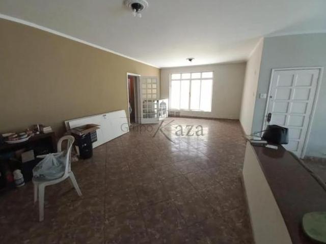 Oportunidade Casa Centro Jacareí 5 Dormitórios 350m²