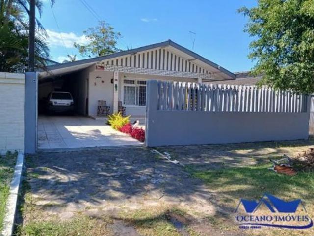 OPORTUNIDADE! CASA CENTRAL E SOBRADO COM TERRENO DE 520 M²