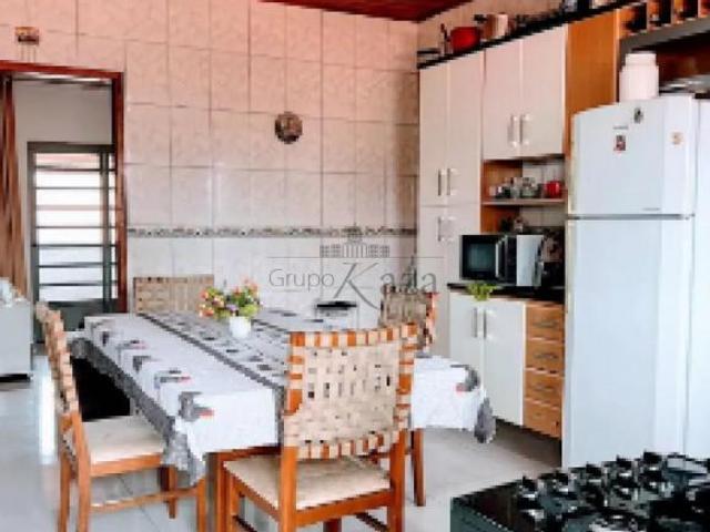 Oportunidade Casa Cidade Morumbi 5 Dormitórios 236m²