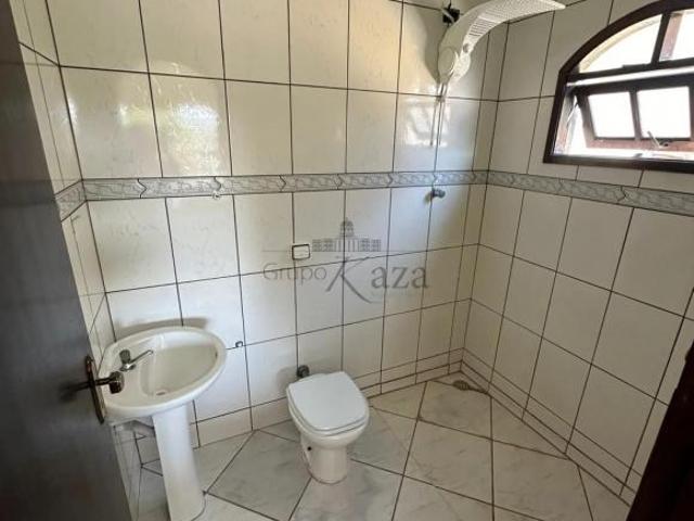 Oportunidade Casa Cidade Nova Jacareí 3 Dormitórios 217m²