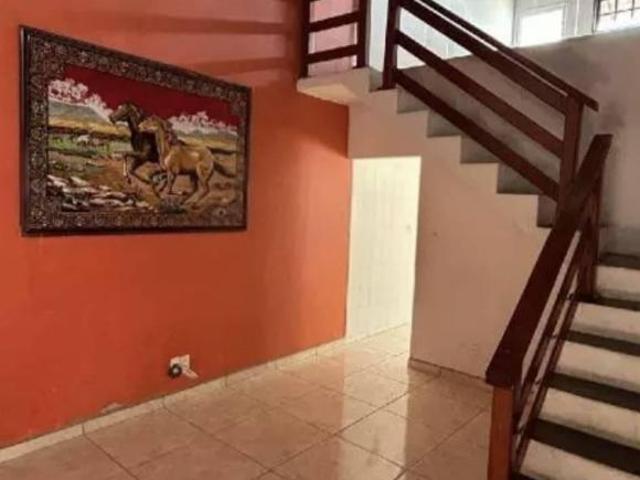 Oportunidade! Casa com 3 dormitórios,mezanino, vista espetacular do terraço