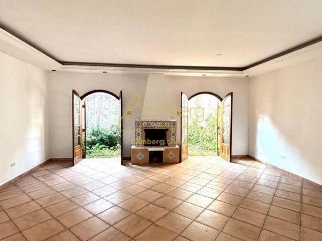 OPORTUNIDADE CASA COM 3 QUARTOS NA GRANJA JULIETA
