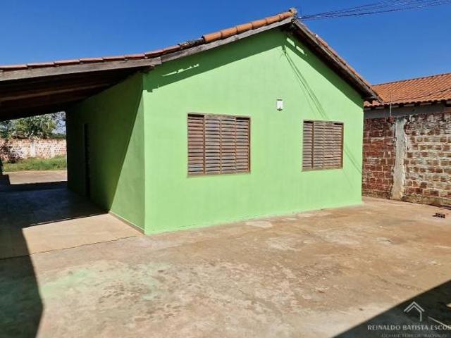 Oportunidade casa com amplo terreno no Tijuca II