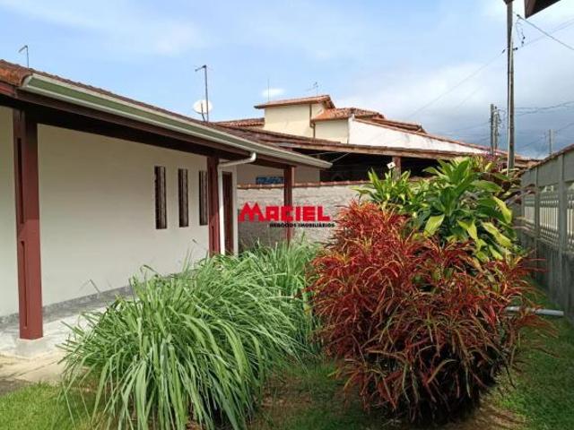 OPORTUNIDADE CASA COM AMPLO TERRENO ÓTIMA LOCALIZAÇÃO LITORAL CARAGUATATUBA