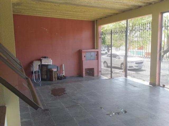 OPORTUNIDADE Casa com Edícula no Éden próximo ao mercado Chimar!
