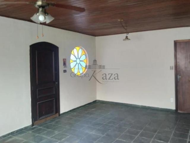 Oportunidade Casa comercial/ residencial Vila Betânia 2 Dormitórios 122m²