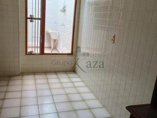 Oportunidade Casa Comercial Vila Rubi 4 Dormitórios 250m²