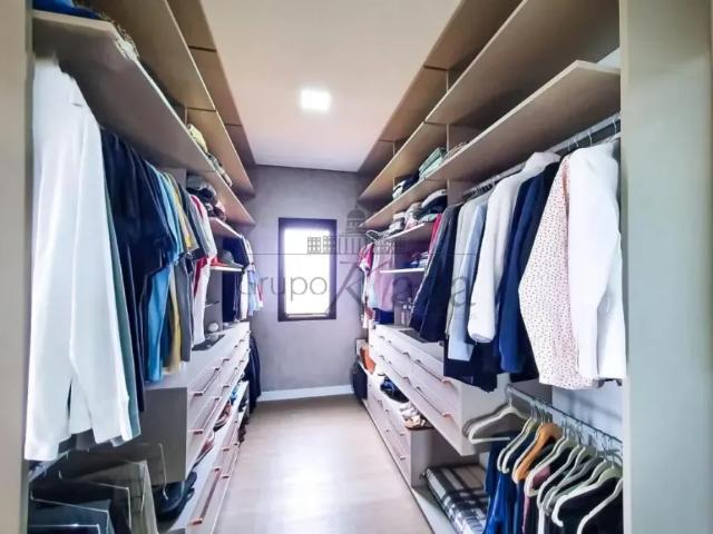 Oportunidade Casa Condomínio Alphaville II Urbanova 3 Dormitórios 300m²
