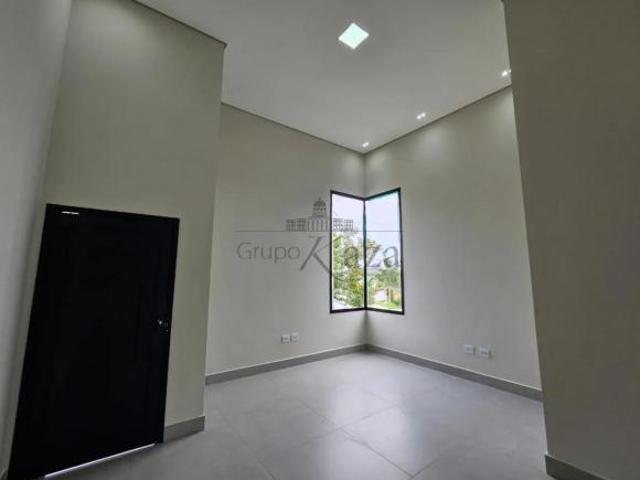 Oportunidade Casa Condomínio Caçapava Condomínio Terras do Vale 3 Dormitórios 300m² Estu