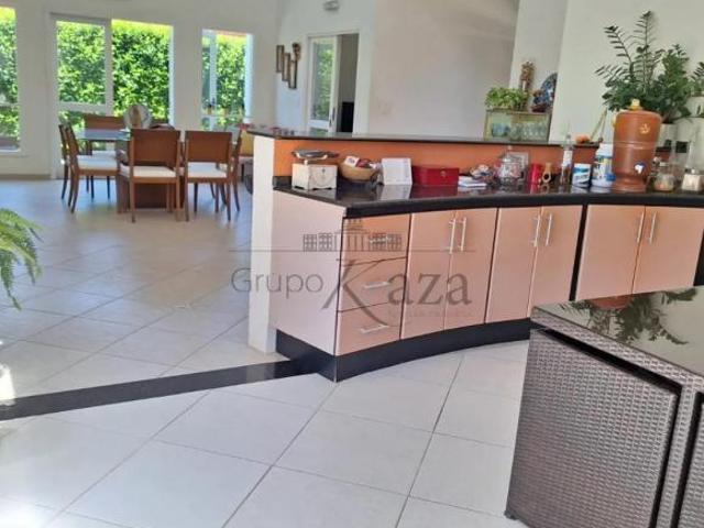 Oportunidade Casa Condomínio Residencial Mirante do Vale Jacareí 4 Dormitórios 203m²