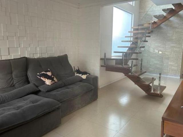 OPORTUNIDADE Casa condominio Residencial Ibi Aram 1 3 dorm + escritorio