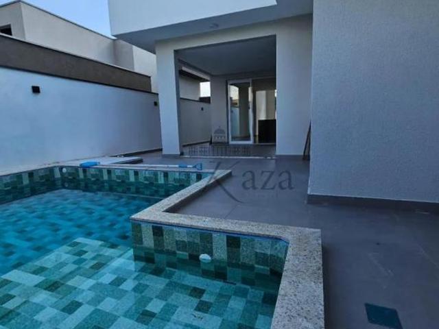 Oportunidade Casa Condomínio Terras do Vale Caçapava 3 Dormitórios 149m²