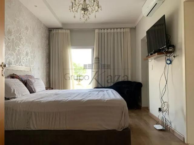 Oportunidade Casa Condomínio Urbanova Condomínio Floradas da Serra 4 Dormitórios 277m²
