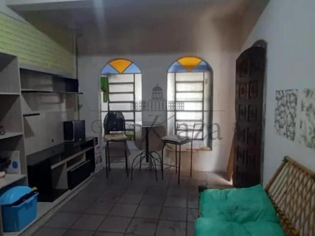 Oportunidade Casa Conjunto Residencial Trinta e Um de Março 2 Dormitórios 96m²