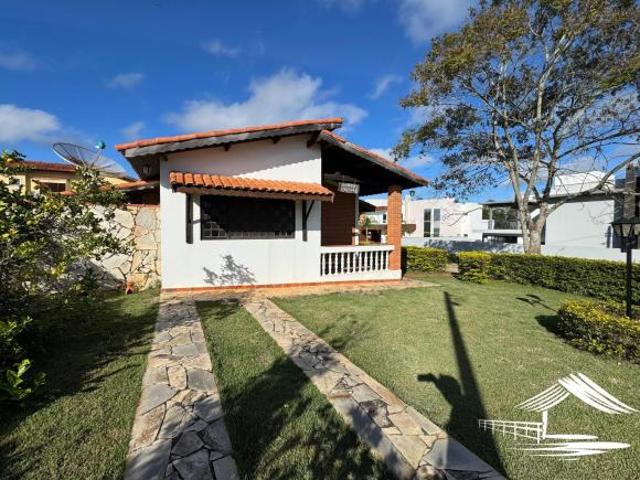 Oportunidade, casa de campo no Ninho Verde 1 com 3 dormitórios e área de lazer