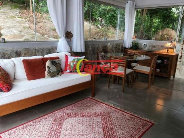 OPORTUNIDADE! CASA DE CONDOMIO COM ACESSO DIRETO À REPRESA DE MAIRIPORÃ!