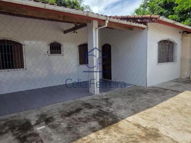 Oportunidade: casa e muito espaço externo e a tranquilidade que você busca Martim de Sá Caraguat