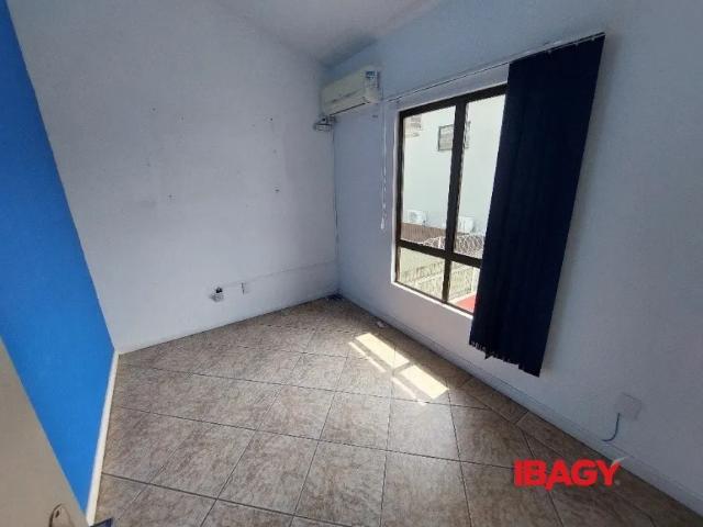 Oportunidade! Casa em Centro Palhoça