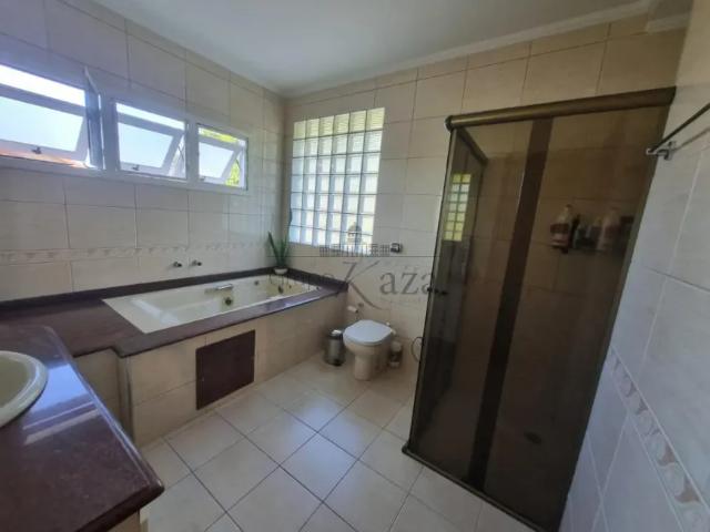 Oportunidade Casa em Condomínio Altos da Serra II Urbanova 4 Dormitórios 315m²