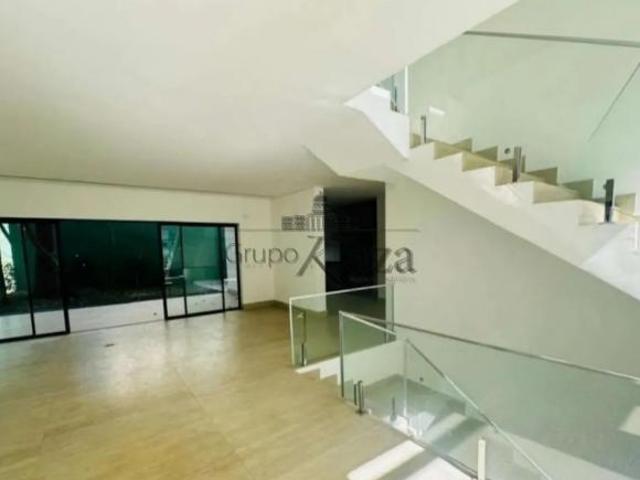 Oportunidade Casa em Condomínio Alto da Boa Vista 4 Suítes 420m²