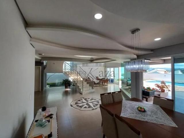 Oportunidade Casa em Condomínio Caçapava Condomínio Santa Helena 4 Dormi