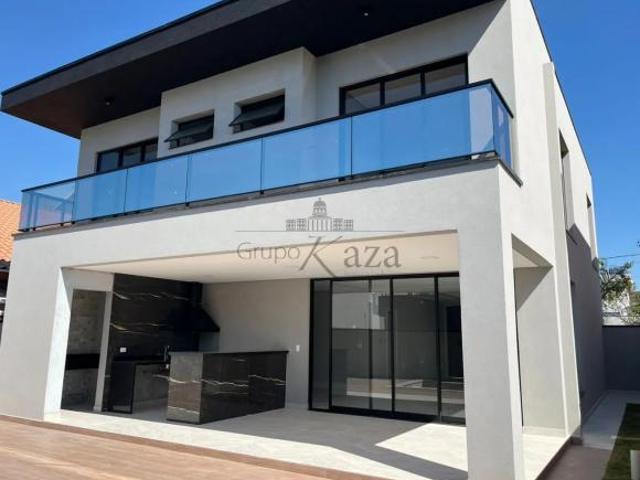 Oportunidade Casa em Condomínio Caçapava Condomínio Terras do Vale 3 Dormitórios 230m² A