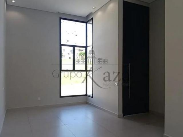 Oportunidade Casa em Condomínio Caçapava Residencial Malibu 3 Dormitórios 131m²