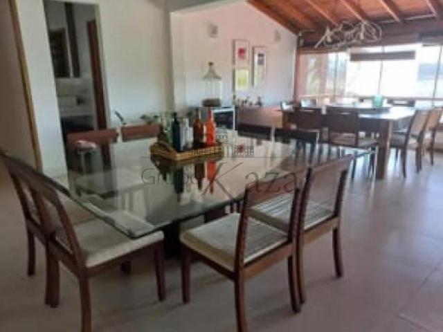 Oportunidade Casa em Condomínio Chácaras Condomínio Recanto Pássaros II 5 Dormitórios 2900m