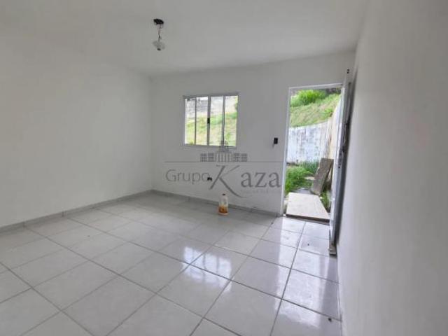 Oportunidade Casa em Condomínio Chácaras Pousada do Vale Condomínio Residencial Marbella 2 D