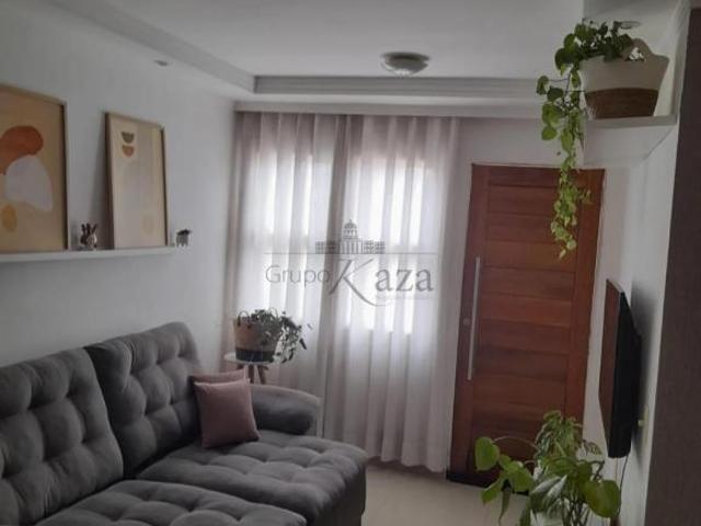 Oportunidade Casa em Condomínio Colinas do Vale Residencial Santa Paula Jacareí 2 Dormitór