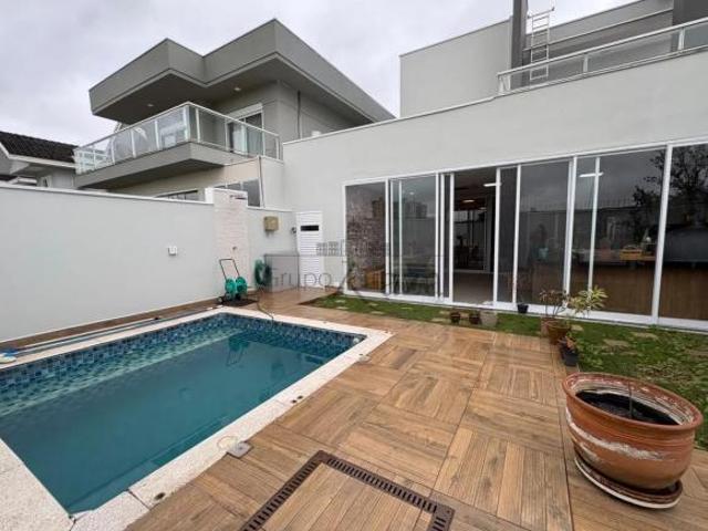Oportunidade Casa em Condomínio Condomínio Altos da Serra VI Urbanova 4 Dormitórios 260m²