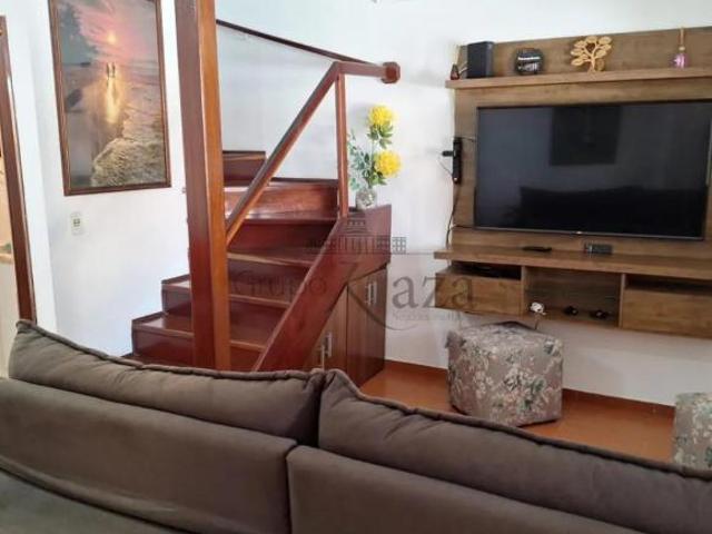 Oportunidade Casa em Condomínio Condomínio Girassóis 2 Dormitórios 80m²