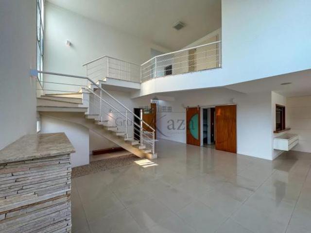 Oportunidade Casa em Condomínio Condomínio Esplanada do Sol Jardim Esplanada 4 Suítes 330m