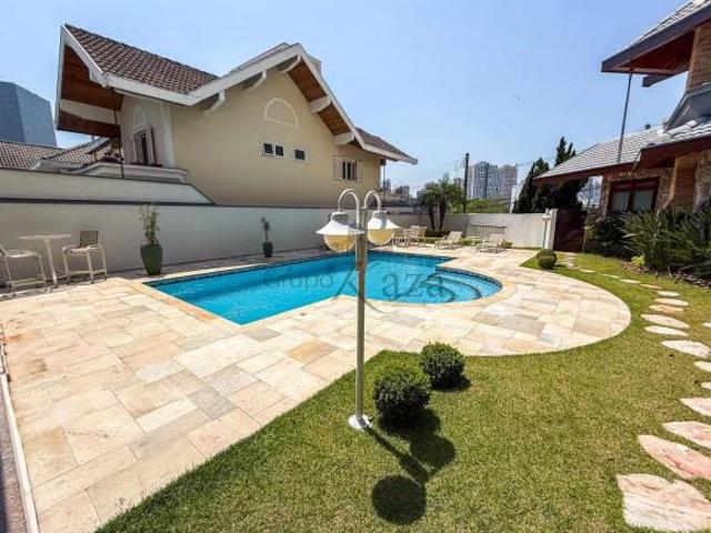 Oportunidade Casa em Condomínio Condomínio Jardim das Colinas 4 Dormitórios 454m²