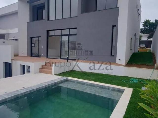 Oportunidade Casa em Condomínio Condomínio Mônaco Urbanova 4 Dormitórios 305m²
