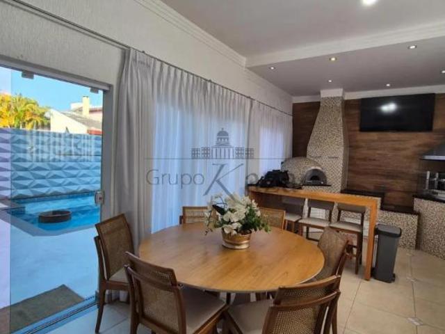 Oportunidade Casa em Condomínio Condomínio Sunset Garden Jardim Califórnia Jacareí 4 Dormi