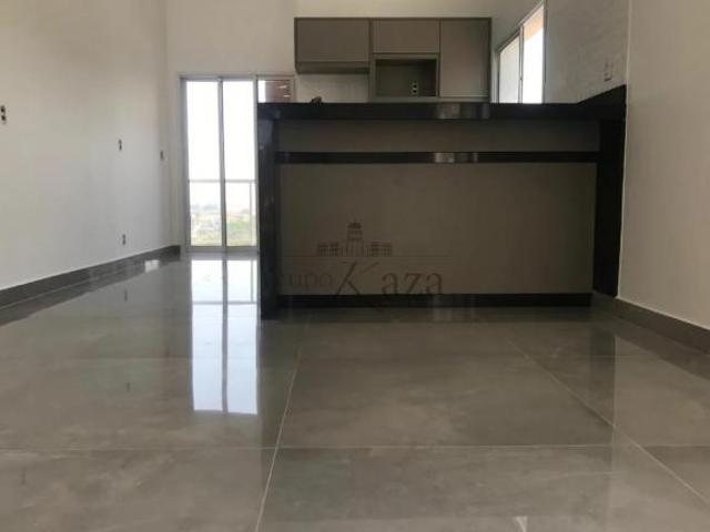 Oportunidade Casa em Condomínio Condomínio Reserva do Vale Caçapava 3 Dormitórios 210m²