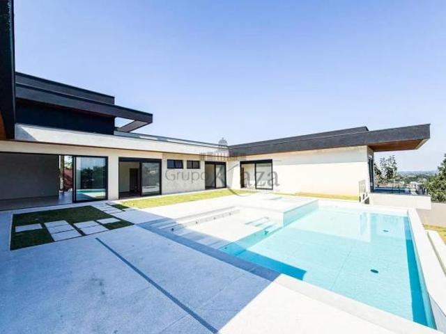 Oportunidade Casa em Condomínio Condomínio Reserva do Paratehy 4 Suítes 650m²