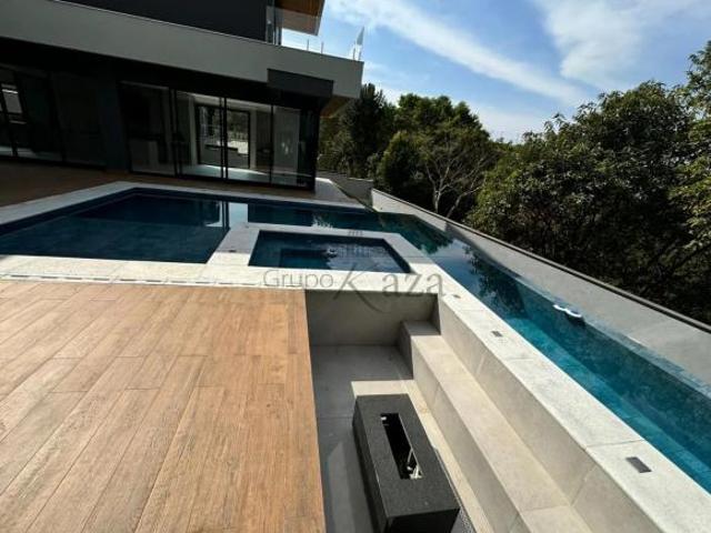 Oportunidade Casa em Condomínio Condomínio Reserva do Paratehy 5 Dormitórios 615m²