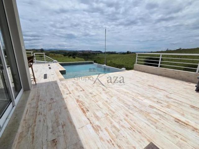Oportunidade Casa em Condomínio Condomínio Residencial Alphaville II 4 Dormitórios 367m²