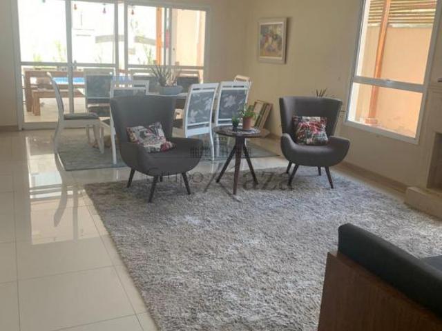 Oportunidade Casa em Condomínio Condomínio Residencial Jaguary 4 Dormitórios 360m²