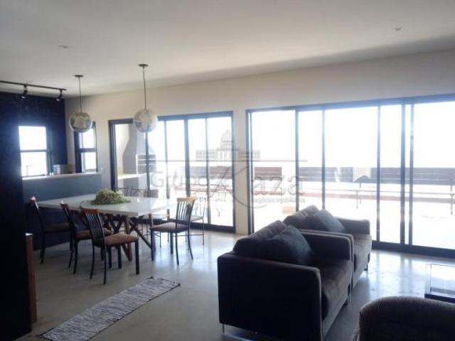 Oportunidade Casa em Condomínio Condomínio Residencial Jaguary 3 Dormitórios 230m²