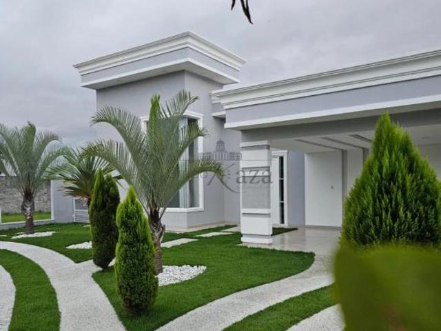 Oportunidade Casa em Condomínio Condomínio Terras do Vale Caçapava 3 Dormitórios 170m²