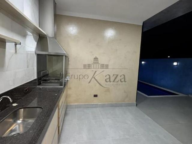 Oportunidade Casa em Condomínio Condomínio Terras do Vale Bairro do Grama